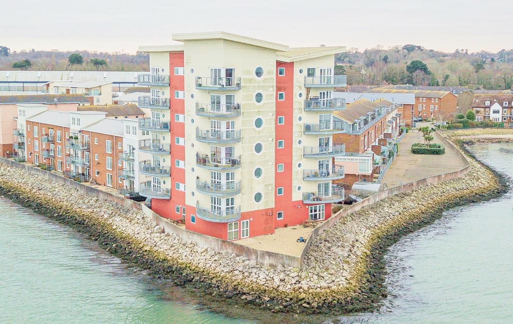 The Lantern Building, Davidson Close... 2 bed apartment - £425,000