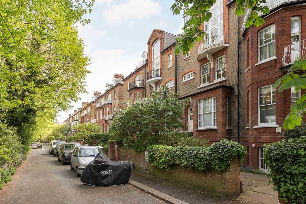 Chalcot Gardens, Belsize Park, NW3 8 bed semi-detached house - £3,500,000