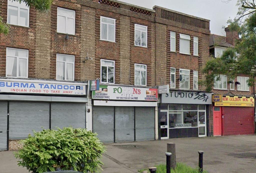 Sutton Common Road, Sutton Shop - £1,500 pcm (£346 pw)
