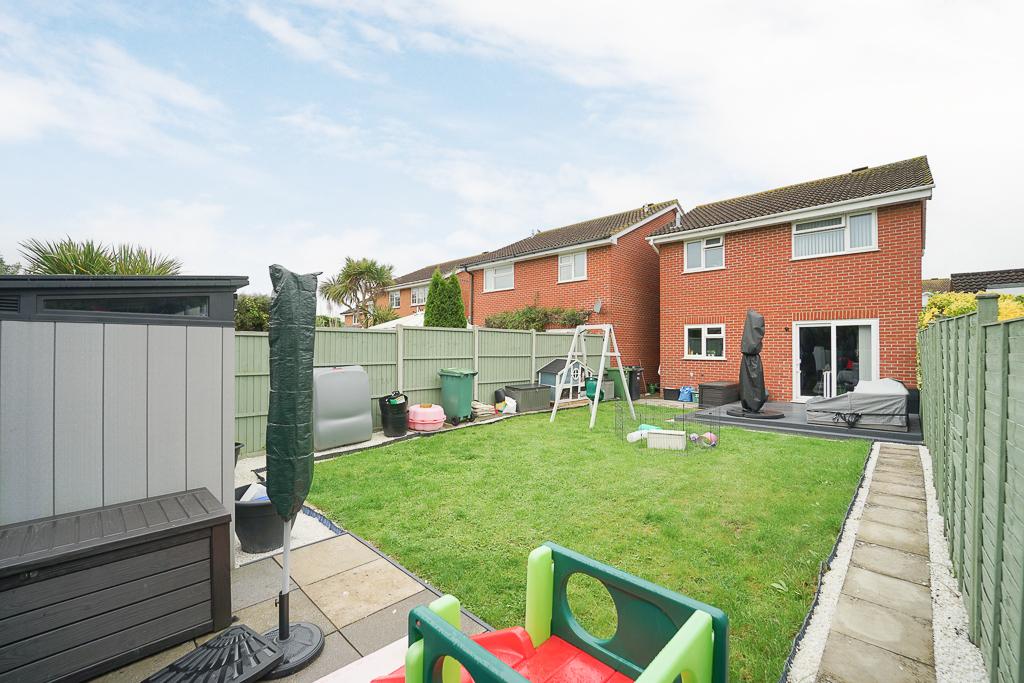 Finches Way, Burnham-on-Sea, TA8 4 bed detached house for sale - £325,000