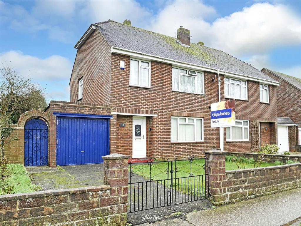 Wick Farm Road, Littlehampton BN17 3 bed semi-detached house - £310,000