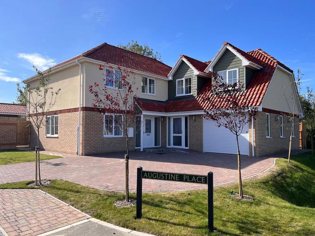 Augustine Place, Wicken... 5 bed detached house for sale - £730,000
