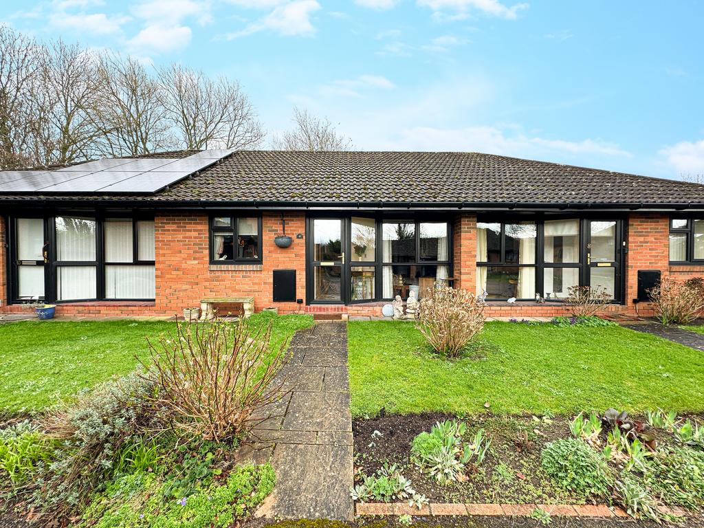 Burrows Court, Hampton Park... 2 bed bungalow - £159,950
