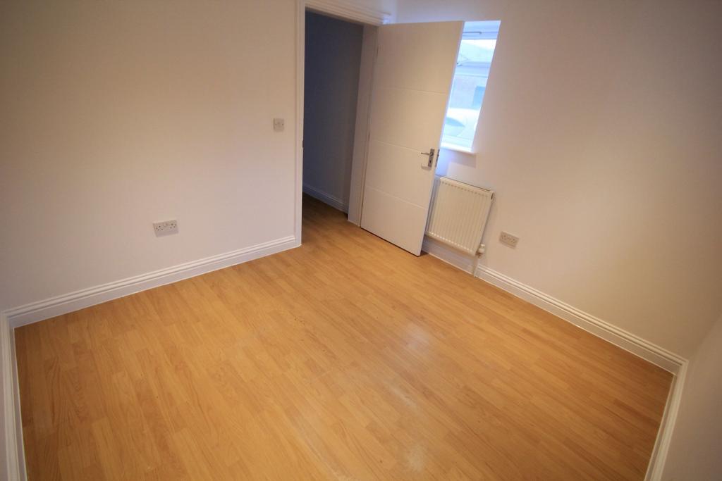 106-108 Hindes Road, Harrow HA1 1 bed flat - £1,300 pcm (£300 pw)