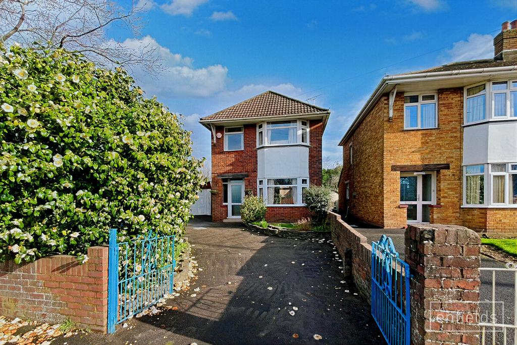 Southampton SO15 3 bed detached house - £280,000