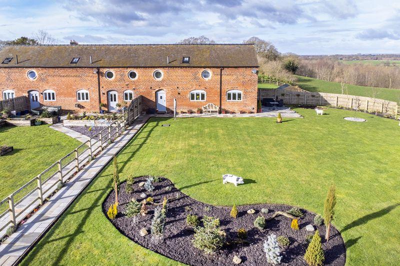 2 Town House Barns, Rushy Lane... 3 bed barn conversion - £469,500