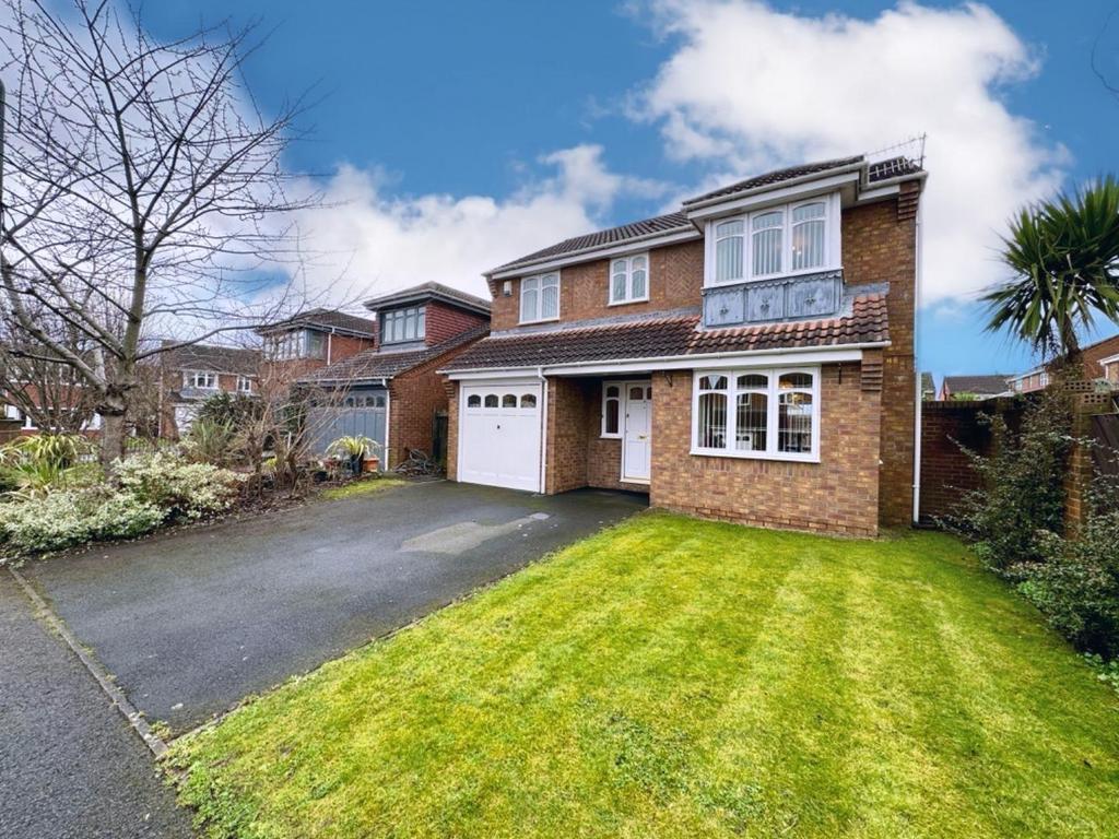 Snowdrop Close, Stockton-On-Tees 4 bed detached house - £230,000