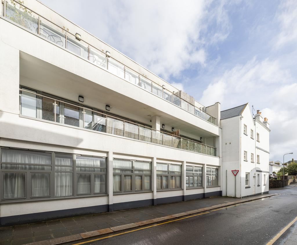 Don Road, St. Helier, Jersey 2 bed apartment for sale - £390,000