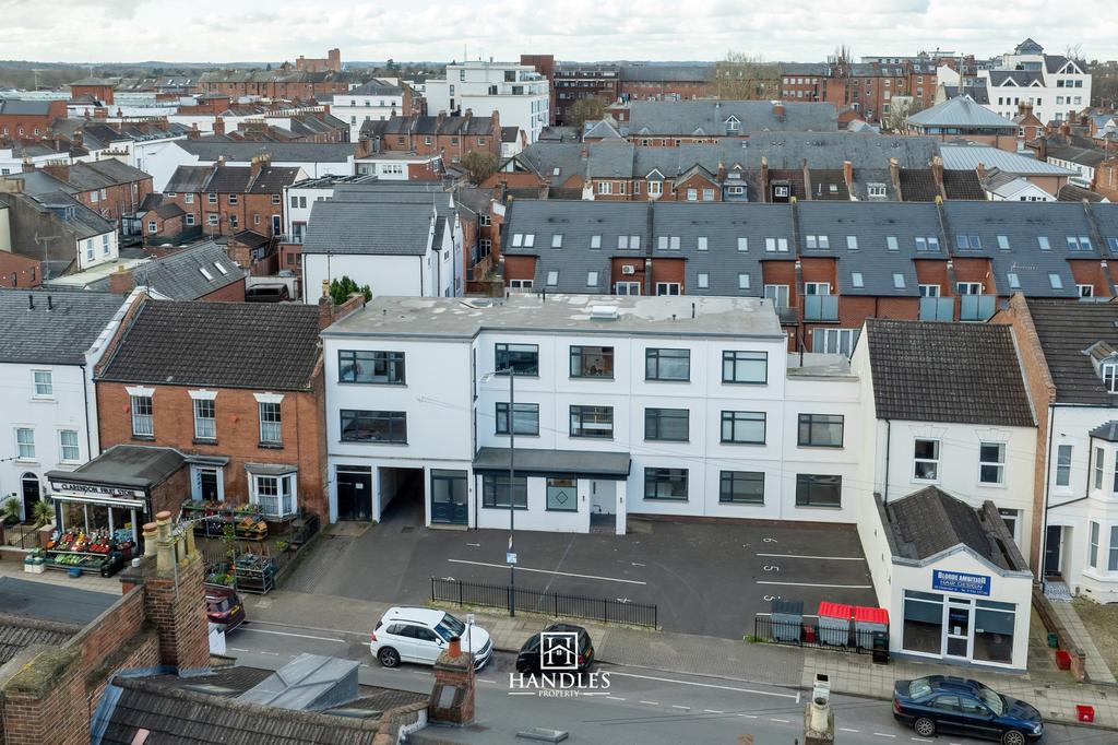 Clarendon Street, Leamington Spa, CV32 2 bed flat - £285,000