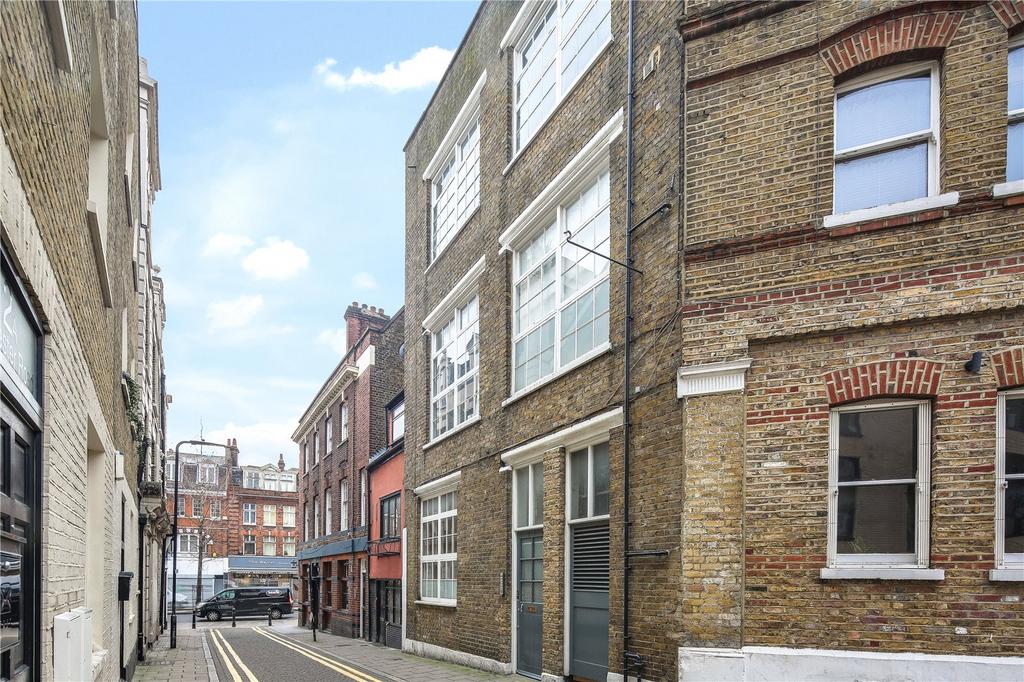 Sylvester Road, Central Hackney... 1 bed flat - £500,000
