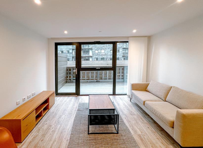 Goodwin Building :: Potato Wharf 2 bed apartment - £1,600 pcm (£369 pw)