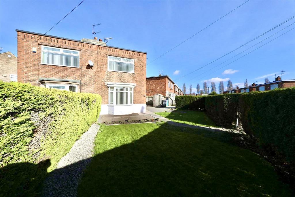 Ledbury Road, Hull 2 bed semi-detached house - £115,000