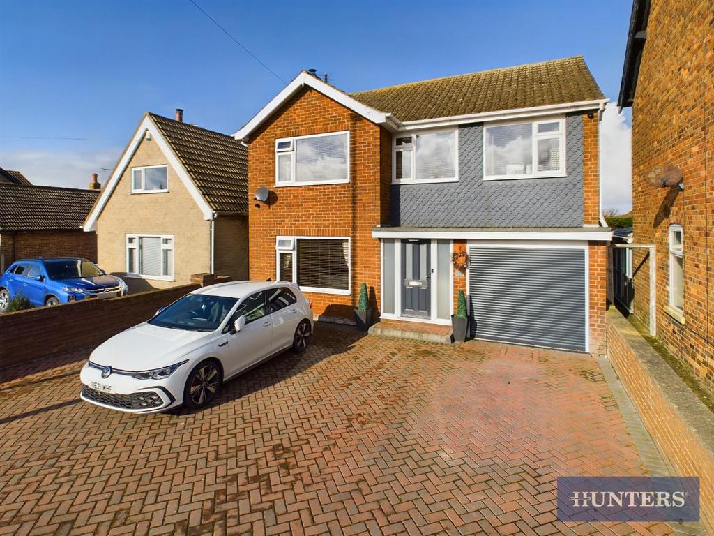 Muston Road, Filey, North Yorkshire 3 bed detached house for sale - £ ...