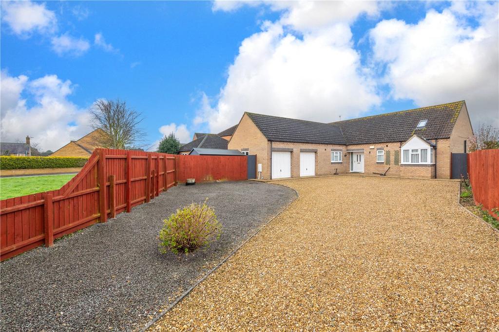 Ousemere Close, Billingborough... 4 bed bungalow - £365,000