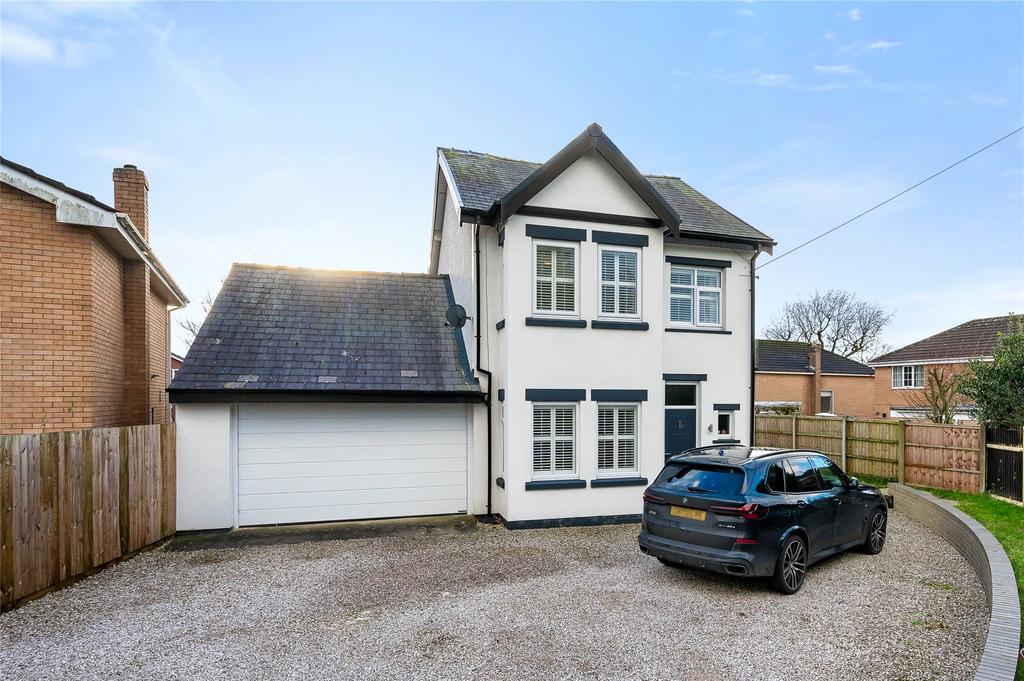 Blackpool Road, Preston PR4 3 bed detached house for sale - £375,000