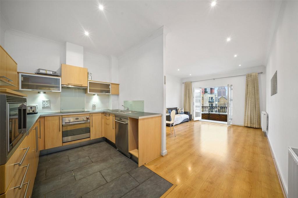 Northpoint Square, Camden, London 2 bed flat to rent - £2,950 pcm (£681 pw)