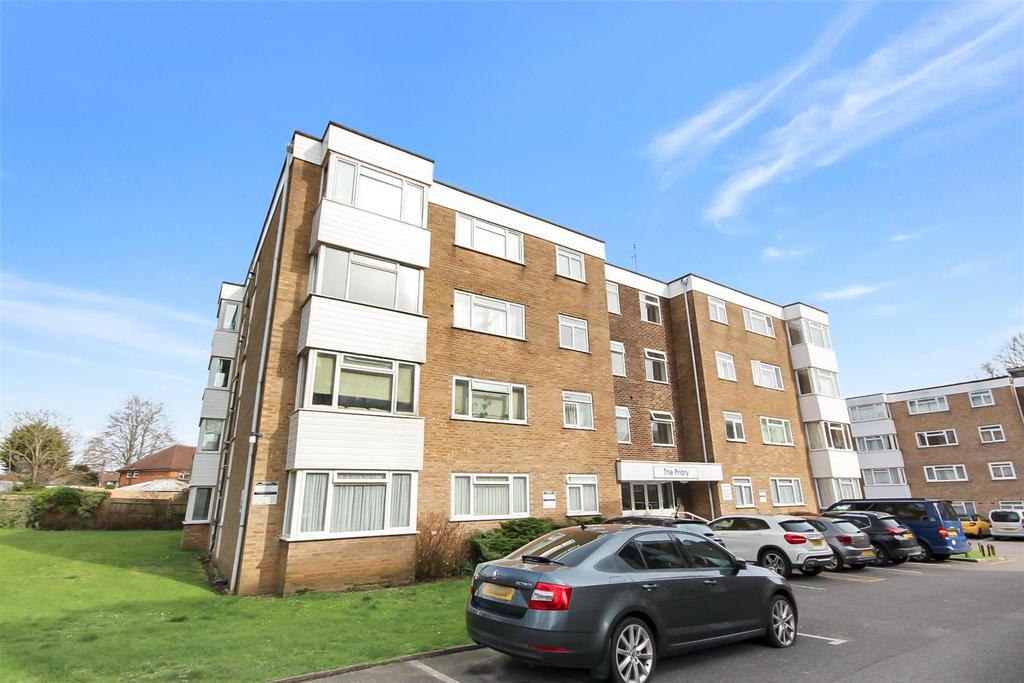 The Priory, London Road, Brighton 2 bed flat - £1,395 pcm (£322 pw)