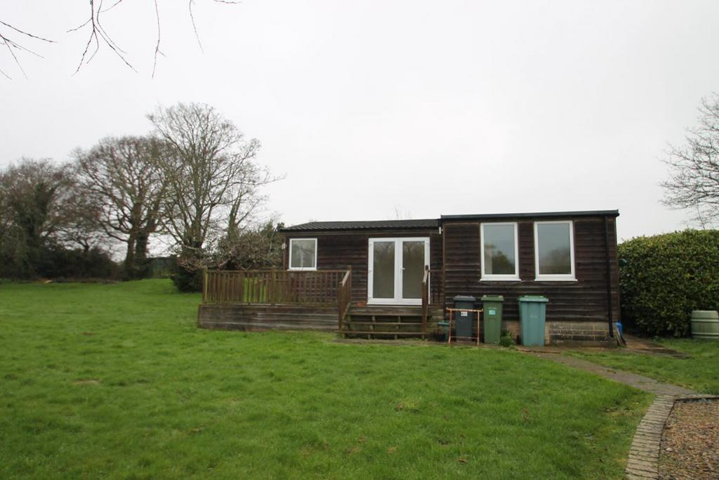 Upper Green Road, St. Helens, Isle Of... 2 bed property - £895 pcm (£ ...