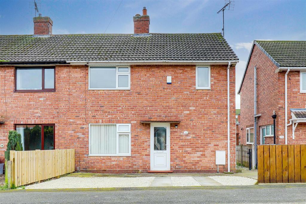 Sherwood Grove, Calverton NG14 3 bed semi-detached house - £220,000