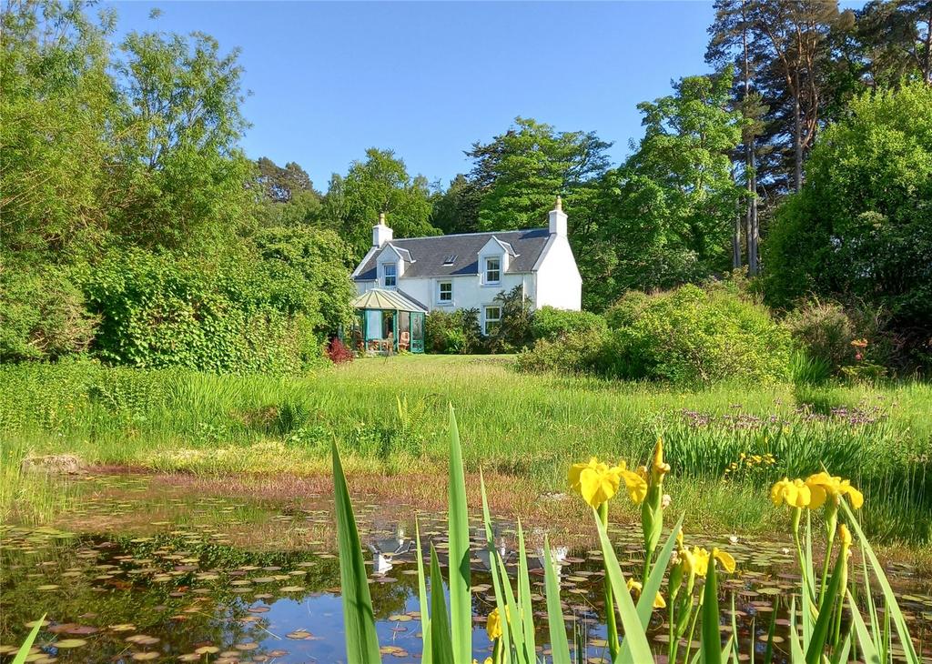 Square Cottage, Roshven, Glenuig... 4 bed detached house for sale - £ ...