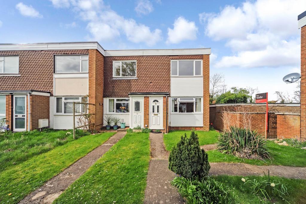 Carrington Place, Tring 2 bed maisonette - £249,000