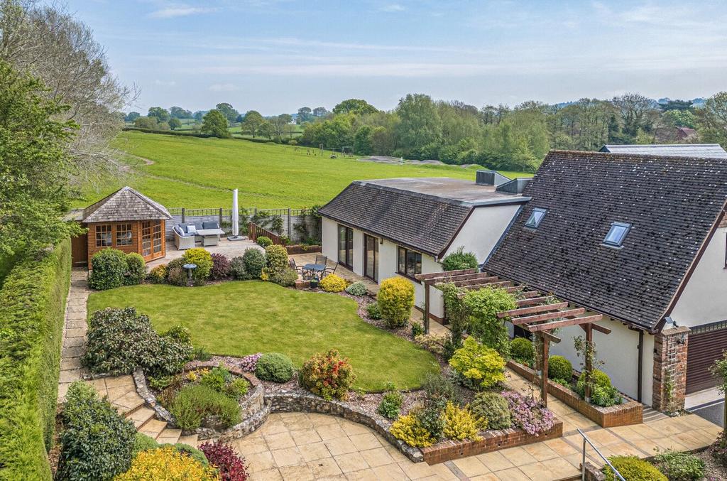 Whimple, Exeter 6 bed detached house for sale - £950,000