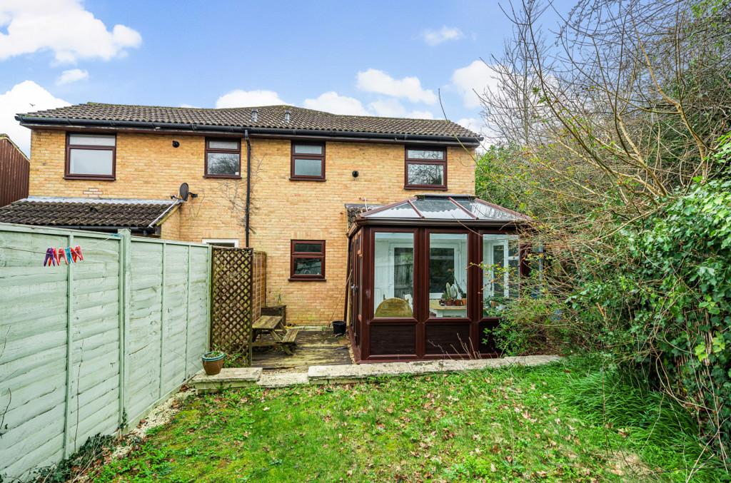 Fleetham Gardens, Lower Earley, Reading 1 bed end of terrace house for ...