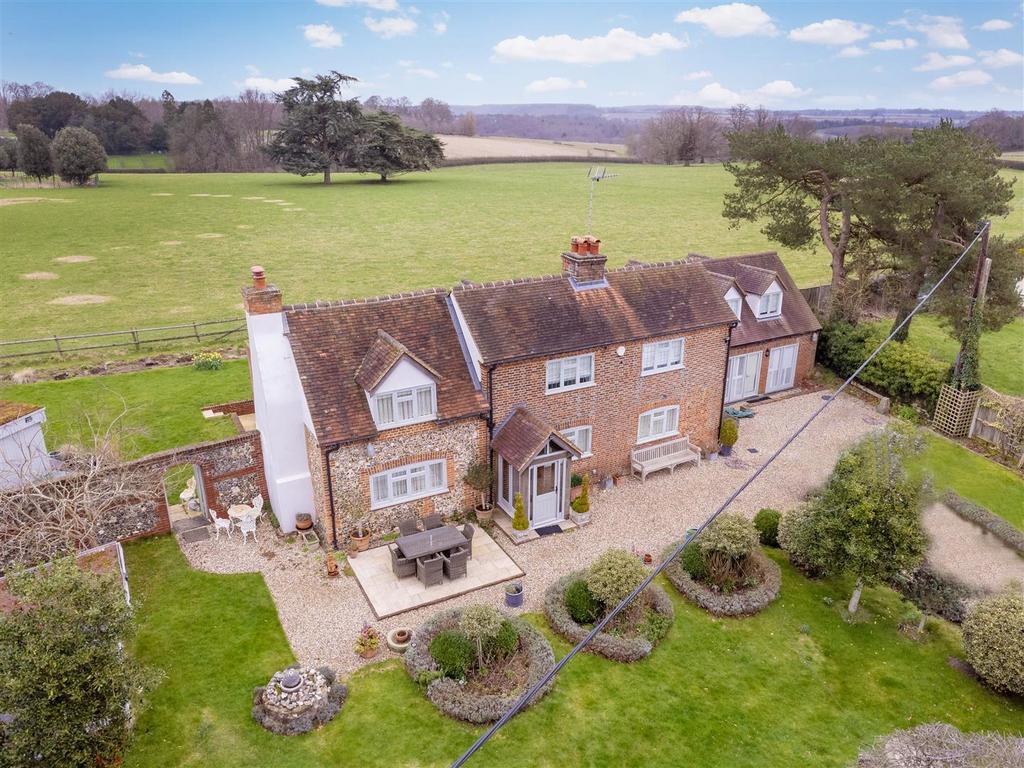 Crocker End, Henley-On-Thames RG9 4 bed detached house for sale - £ ...