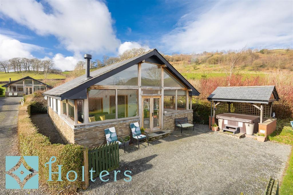 Mill Farm Cottages, Heyope, Knighton 6 bed detached bungalow for sale ...