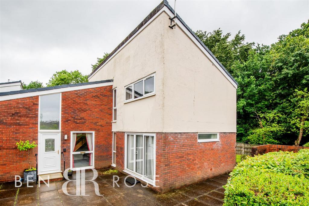 The Farthings, Chorley 4 bed detached house - £324,995