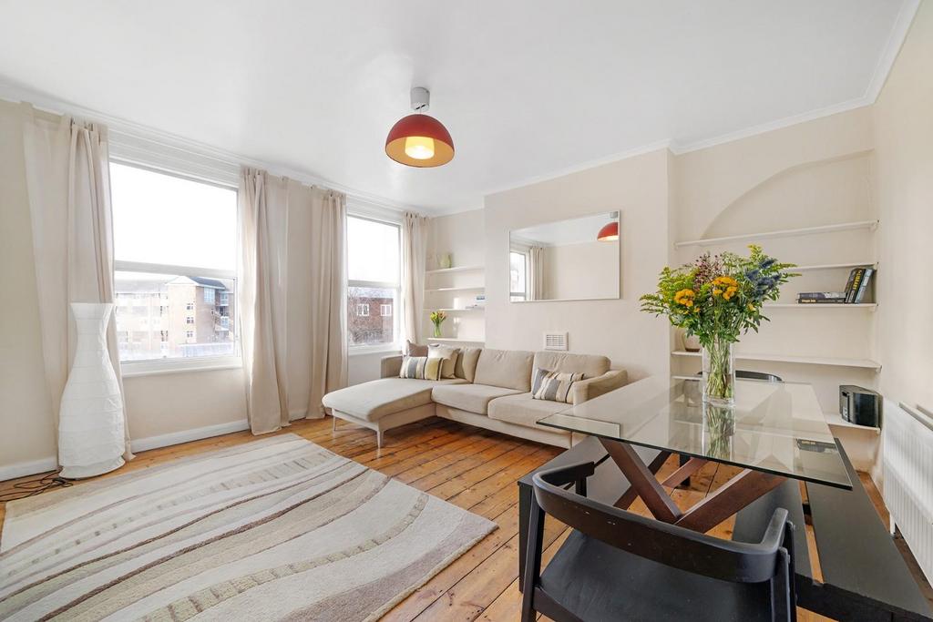 Gresham Road, SW9 2 bed flat - £525,000