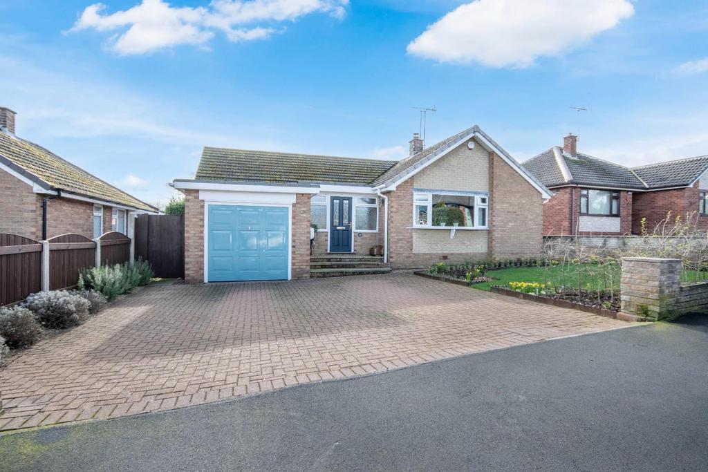 Lime Tree Crescent, Bawtry, Doncaster 3 bed detached bungalow for sale ...