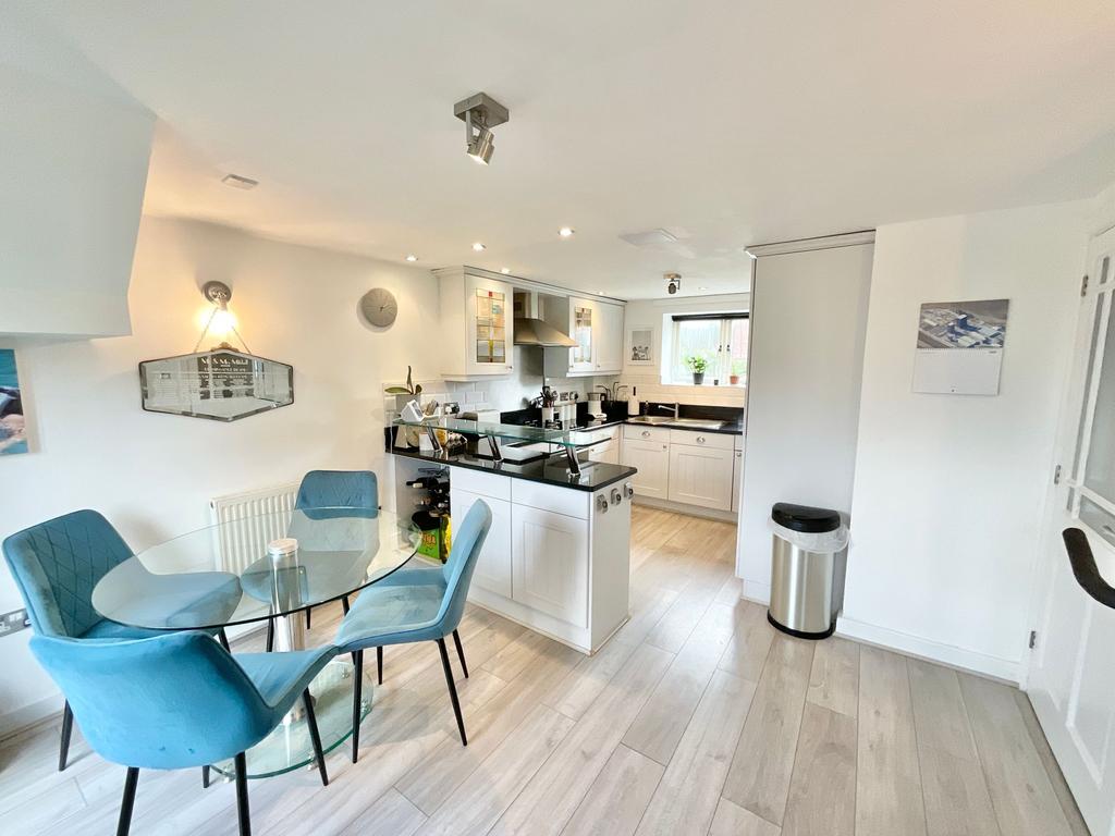 High Offley, Manor Farm Barns, ST20 4 bed barn conversion - £375,000