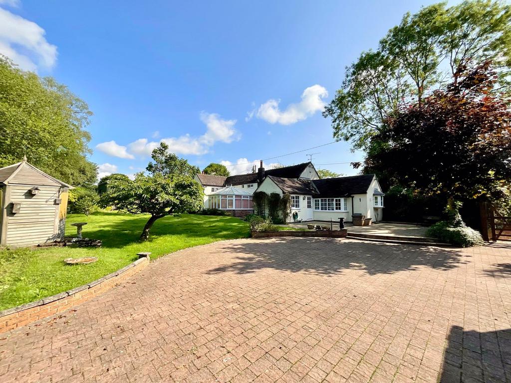 Garshall Green, Milwich, ST18 3 bed detached house for sale - £550,000