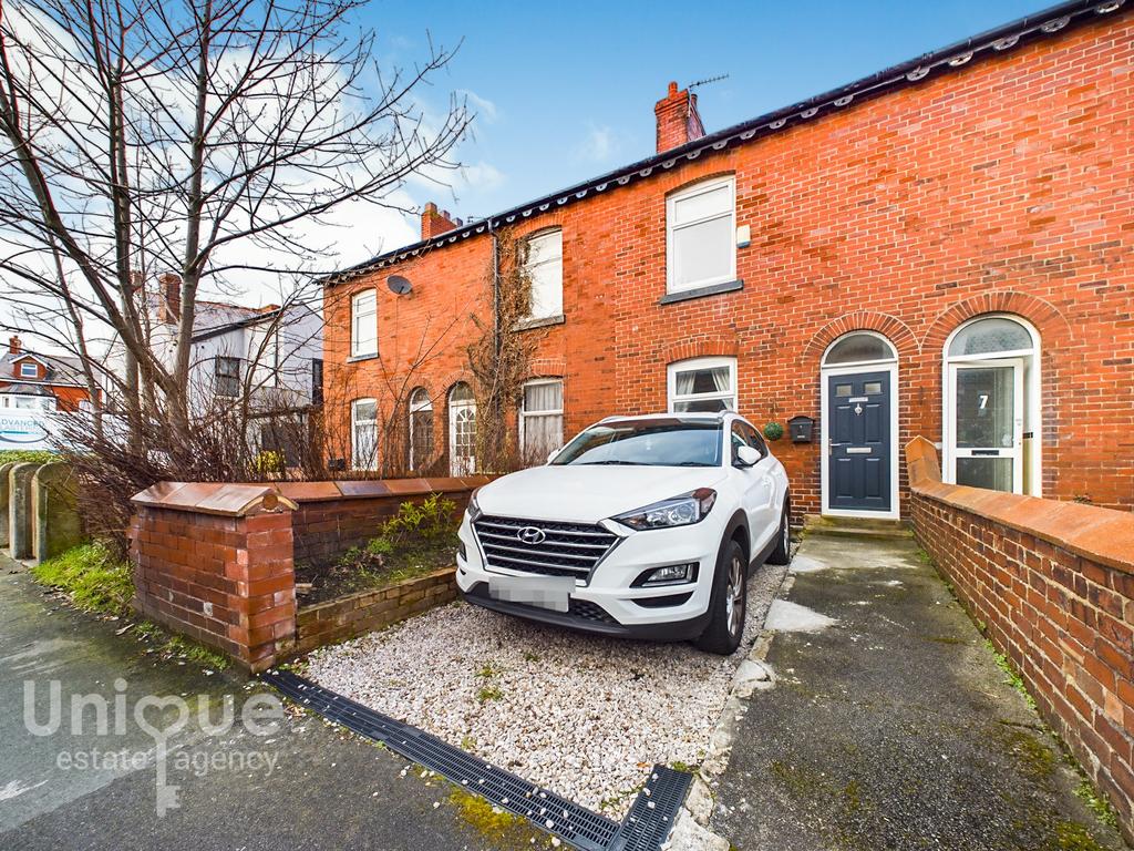 Holmefield Road, Lytham St. Annes, FY8 3 bed terraced house - £179,950