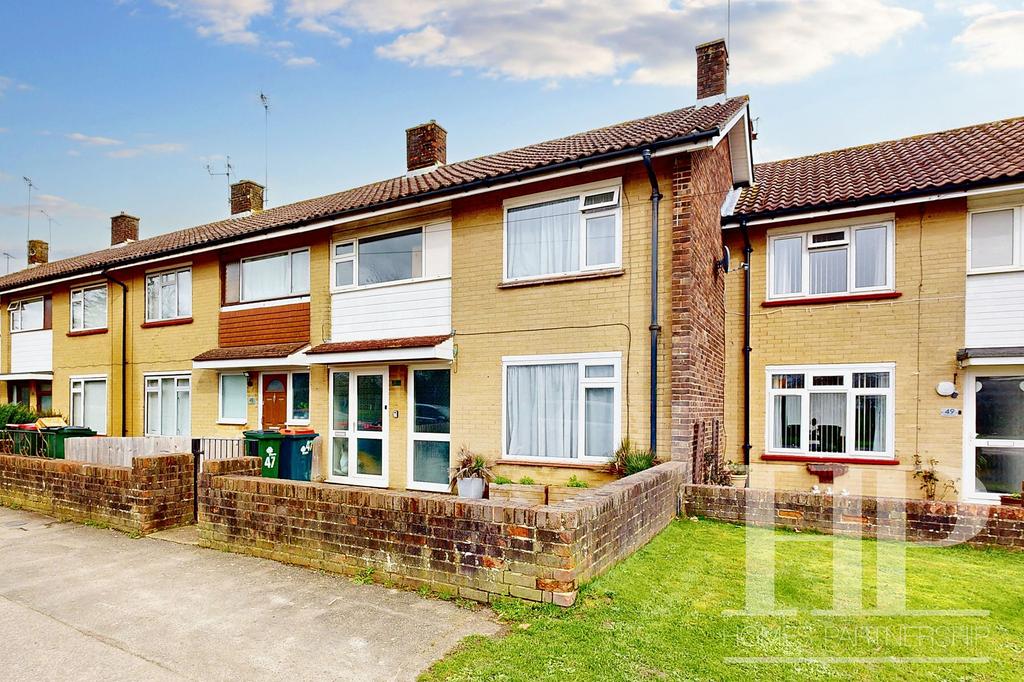 Ashdown Drive, Crawley RH10 3 bed terraced house - £300,000