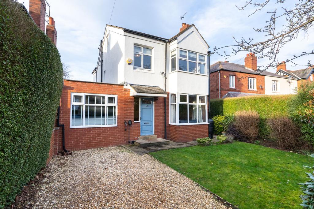 Leeds LS8 4 bed detached house - £675,000