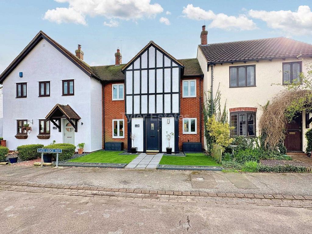 Gate Lodge Way, Basildon SS15 3 bed terraced house - £425,000