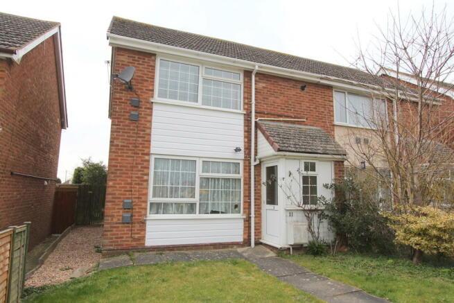Troughton Walk, South Witham 2 bed semi-detached house - £750 pcm (£173 pw)