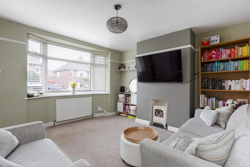 Holly Bank Road, York 3 bed semi-detached house for sale - £300,000