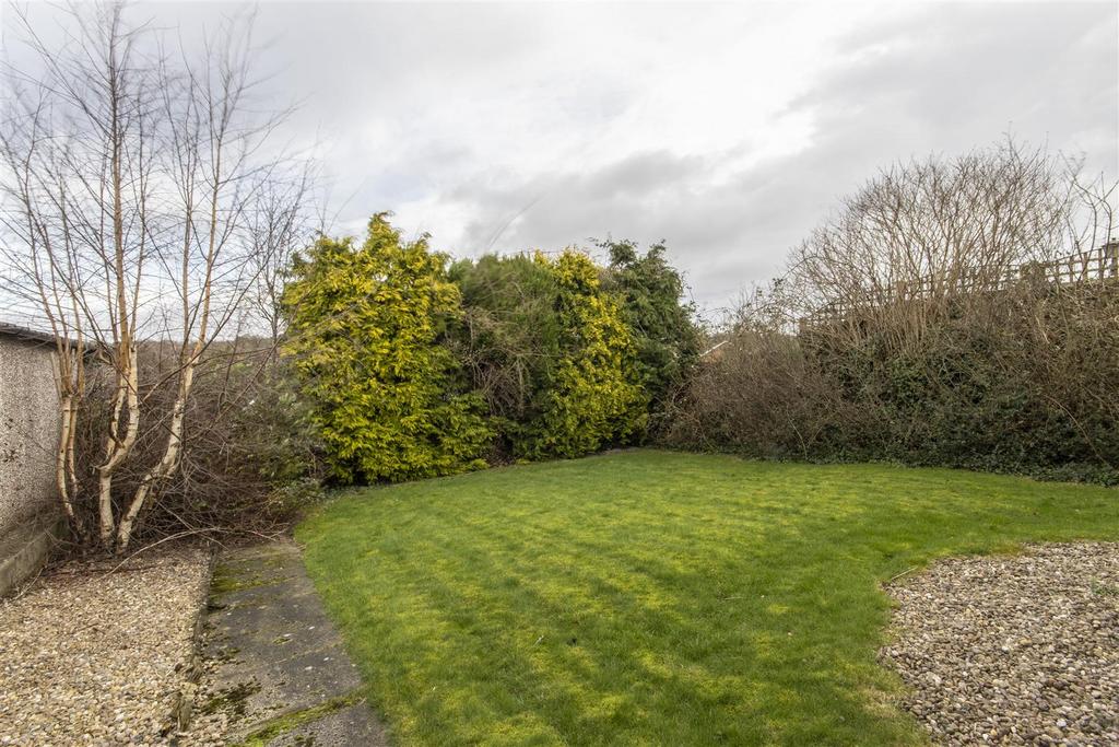 Meadow Hill Road, Hasland, Chesterfield 3 bed detached bungalow for ...