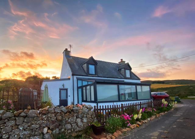 Pipers Cave, 14 Gartymore, Helmsdale 2 bed detached house for sale - £ ...
