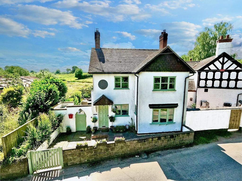 Copmere End, Stafford, ST21 3 bed cottage for sale - £450,000