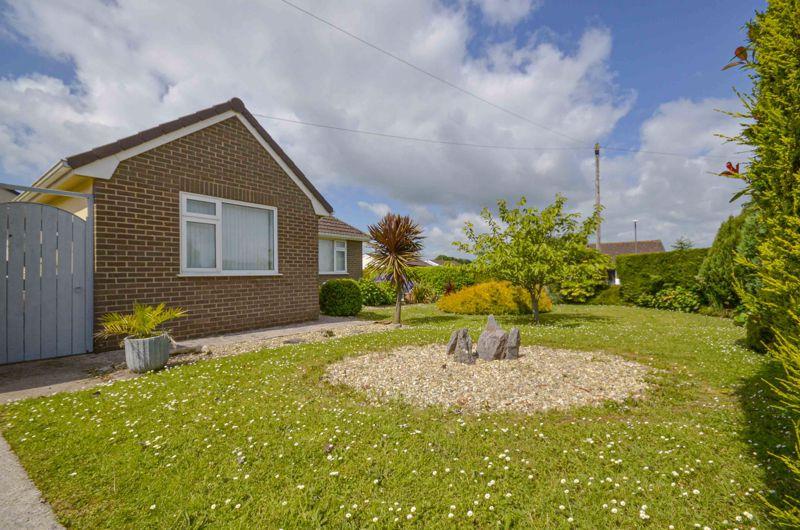 COPYTHORNE PARK, BRIXHAM 2 bed detached bungalow - £339,950
