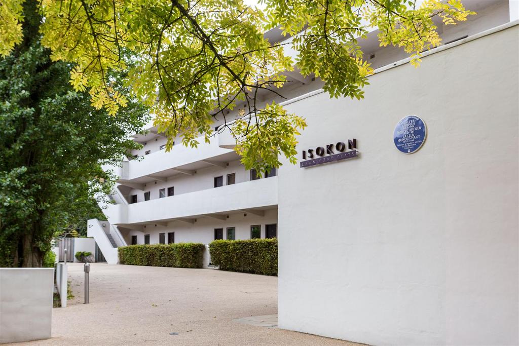 Isokon Flats 1 bed flat - £280,000