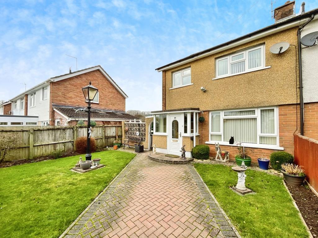 Maryport Street, Usk NP15 3 bed semi-detached house - £235,000