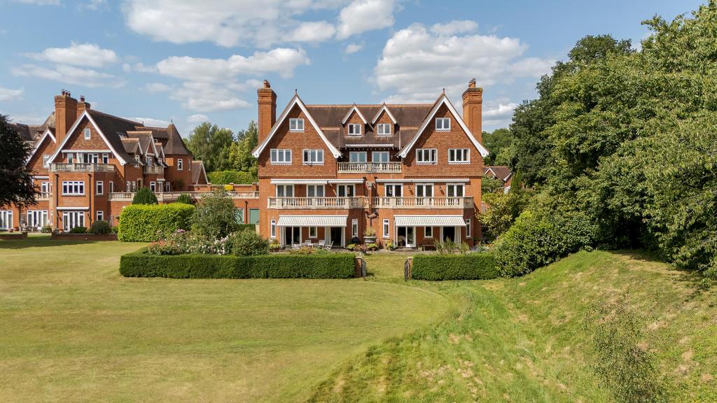 The Coach House, Springwood Park... 3 bed apartment for sale - £995,000