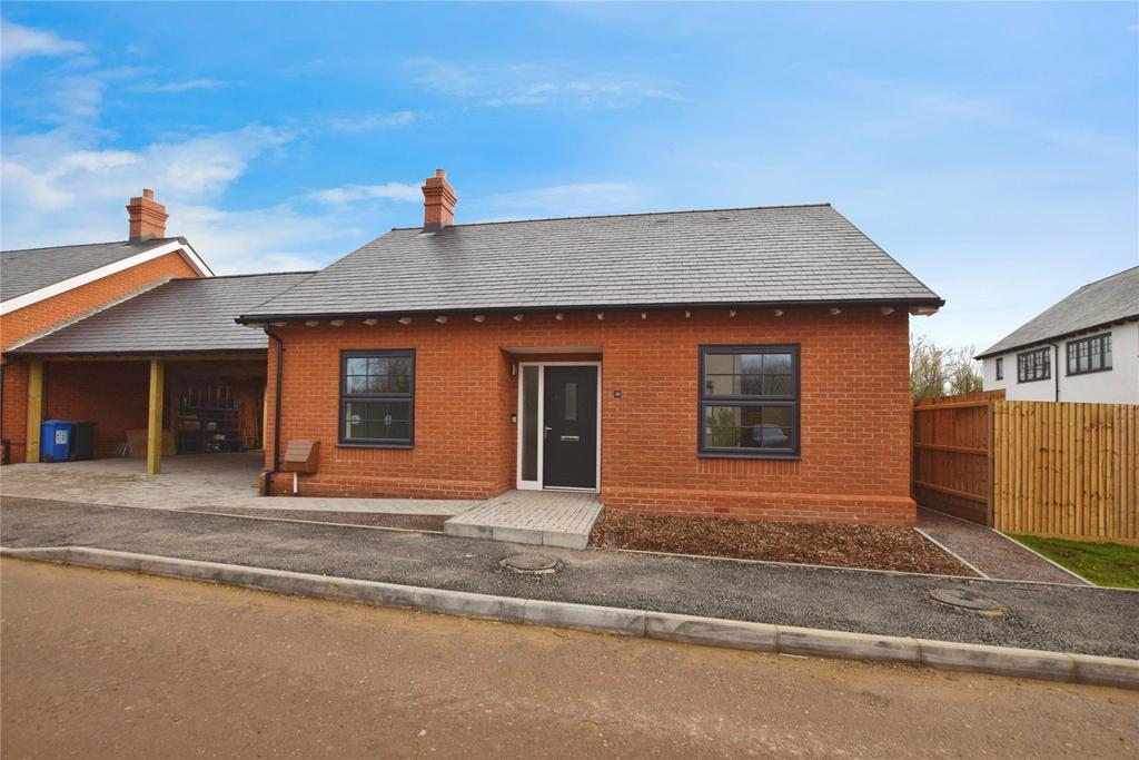 Plot 43 Sudbury Fields, Great... 2 bed bungalow - £385,000