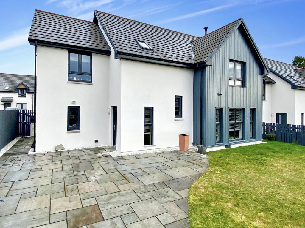 Elgin IV30 4 bed detached house - £345,000