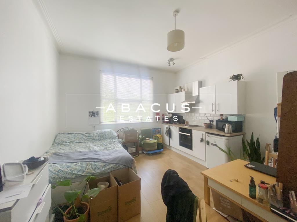 Manstone Road, London NW2 Studio - £1,213 pcm (£280 pw)